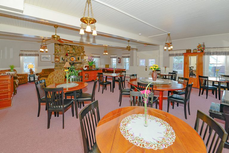 Inn Tour & Amenities - Lakeview Inn